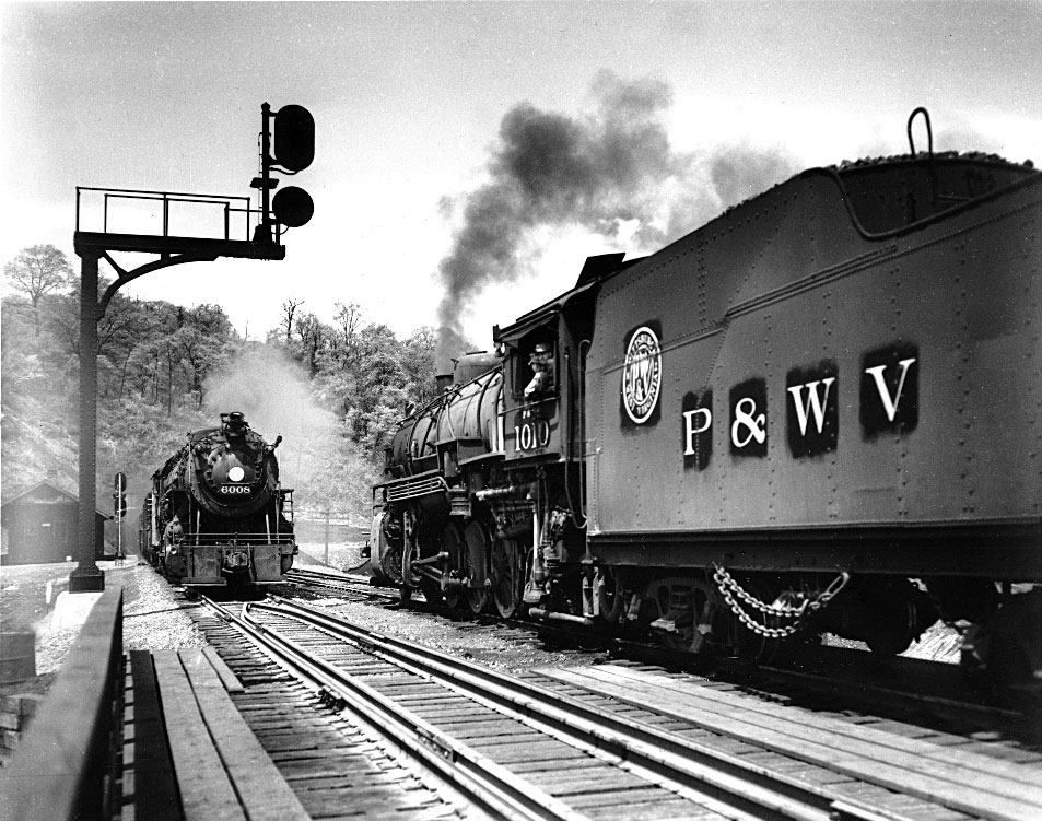 May Historic Images 5/50 W&LE M-1 2-8-2 #6008 comes highballing out of ...
